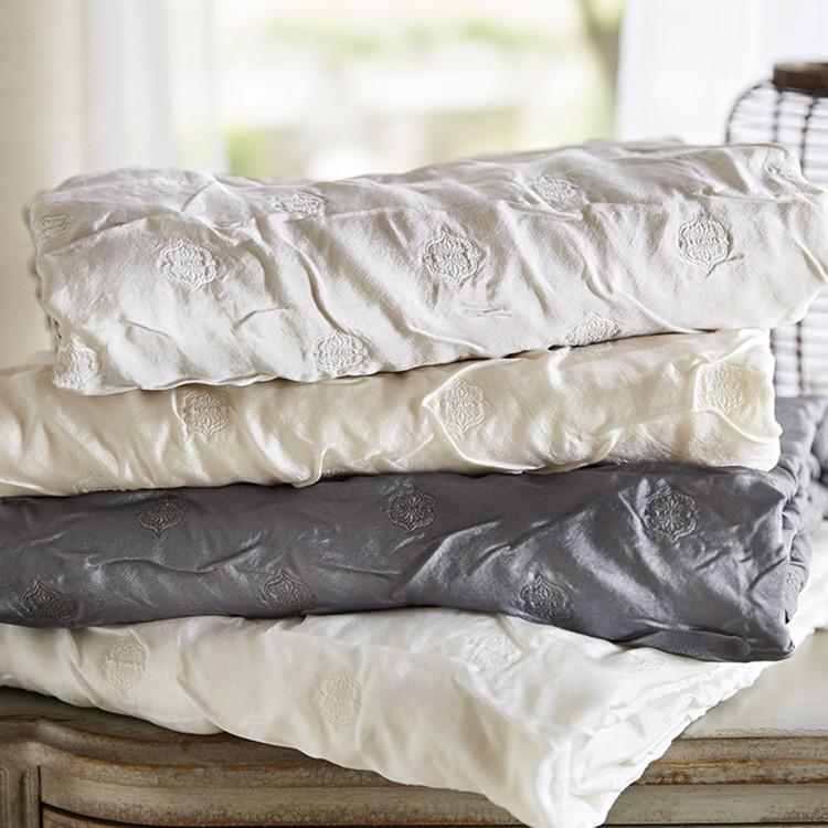 SDH Anna Queen Coverlet – Bedside Manor