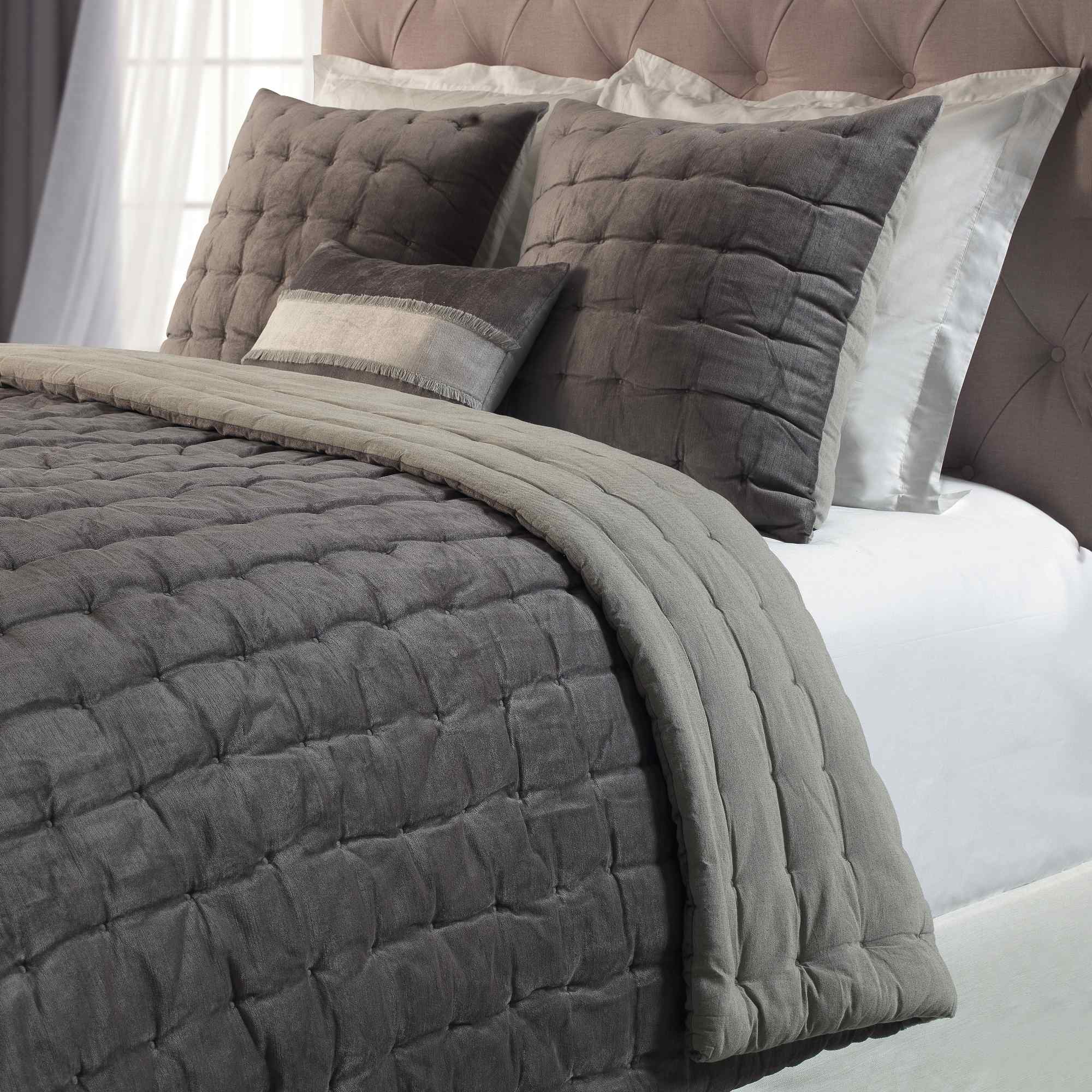 Bailey Queen Quilt – Bedside Manor